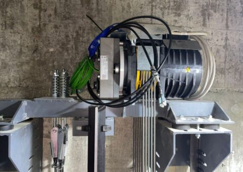 Electric Traction Passenger Lift: Types & Components [2024]