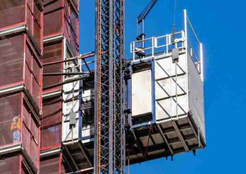 Best Passenger Hoist Lift [Benefits and Optimization] #1